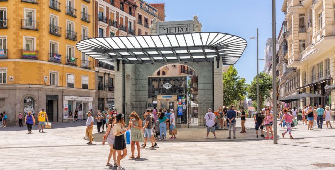 Entrance to Gran Vía Metro station | Tourism Madrid